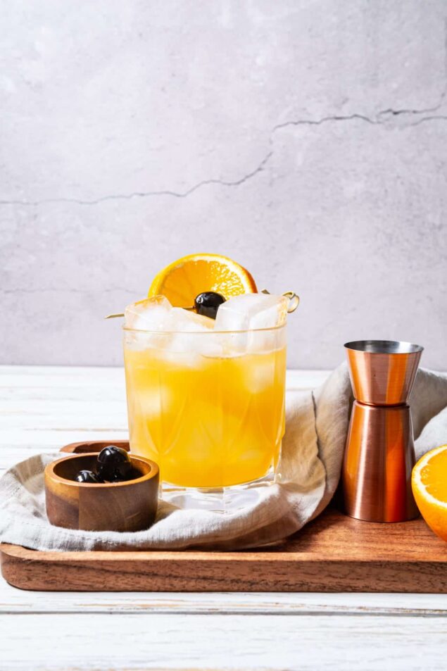 Amaretto Stone Sour - Twist and Toast