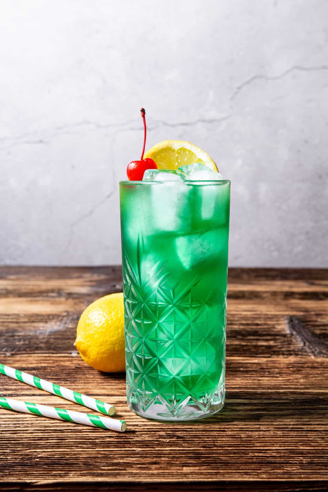 LA Water Cocktail - Twist and Toast