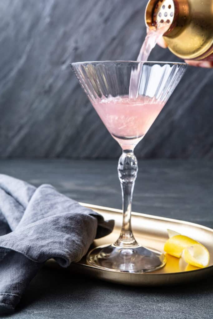 Tay-Tini Cocktail (Taylor Swift's Cosmopolitan Twist) - Twist and Toast