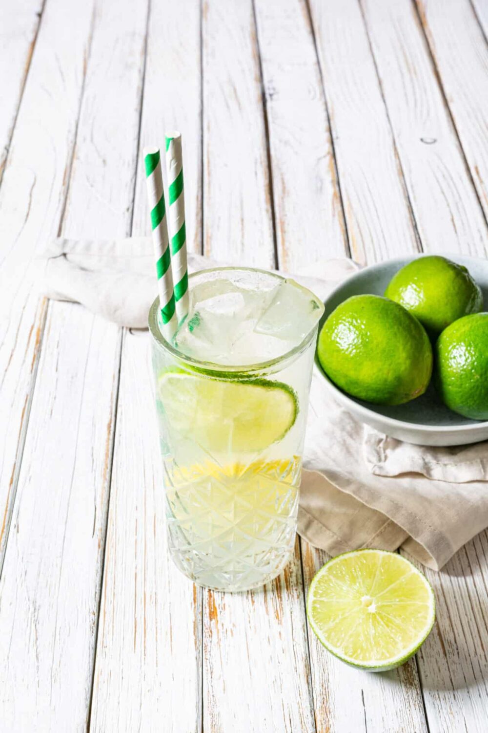 Vodka Spritzer - Twist and Toast