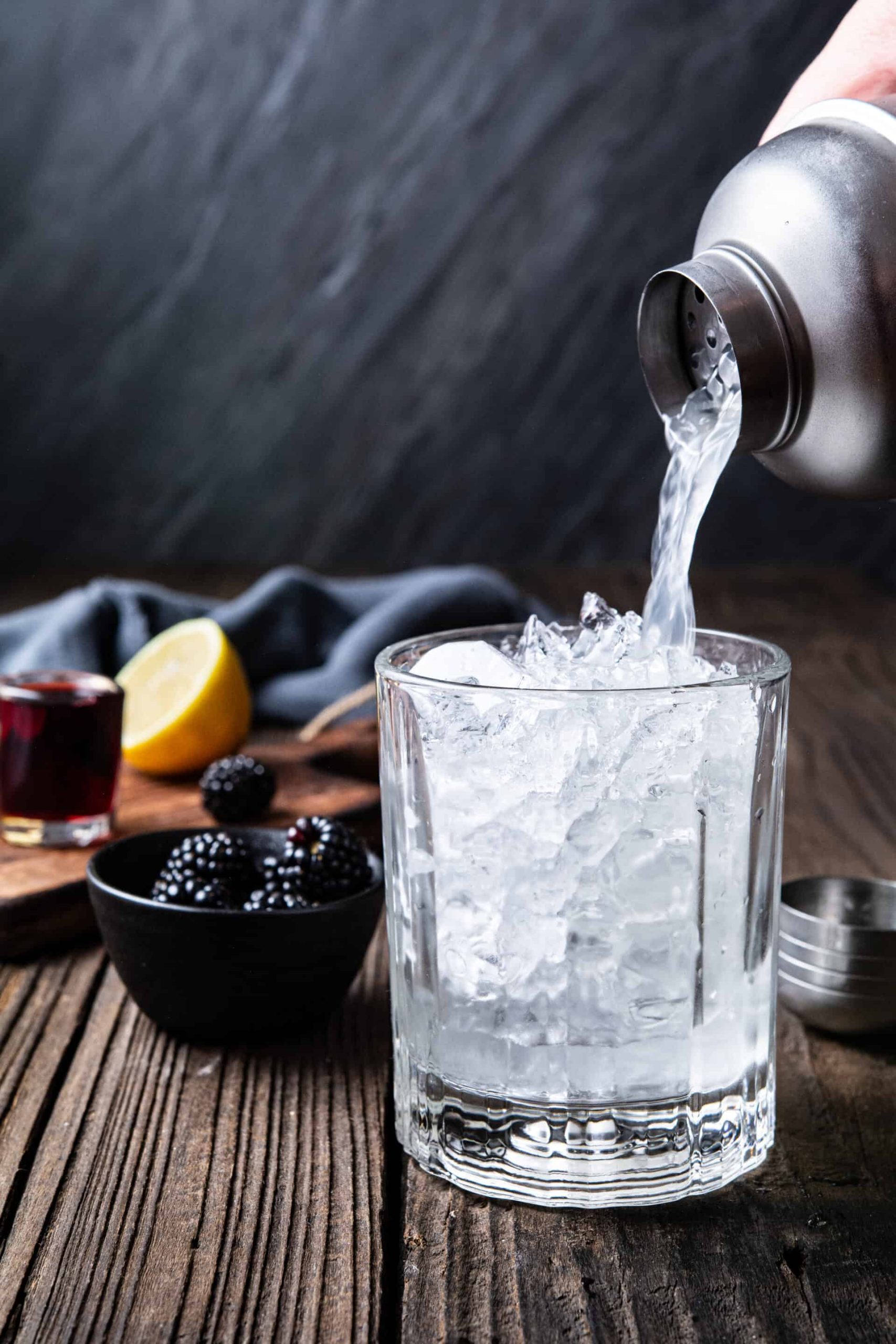 Bramble Cocktail - Twist and Toast