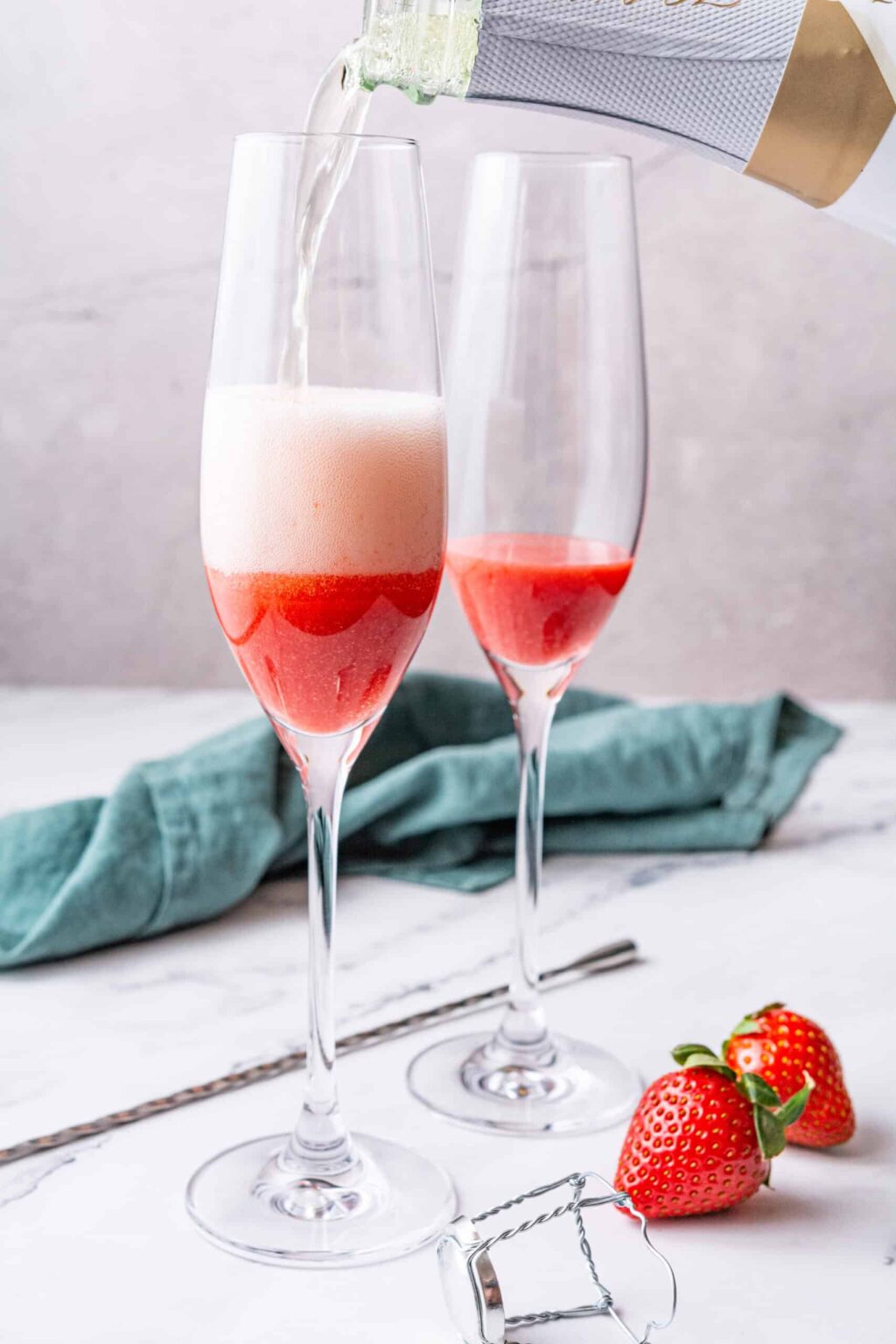 Strawberry Champagne - Twist and Toast