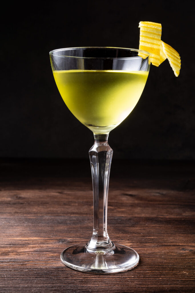 Alaska Cocktail - Twist and Toast