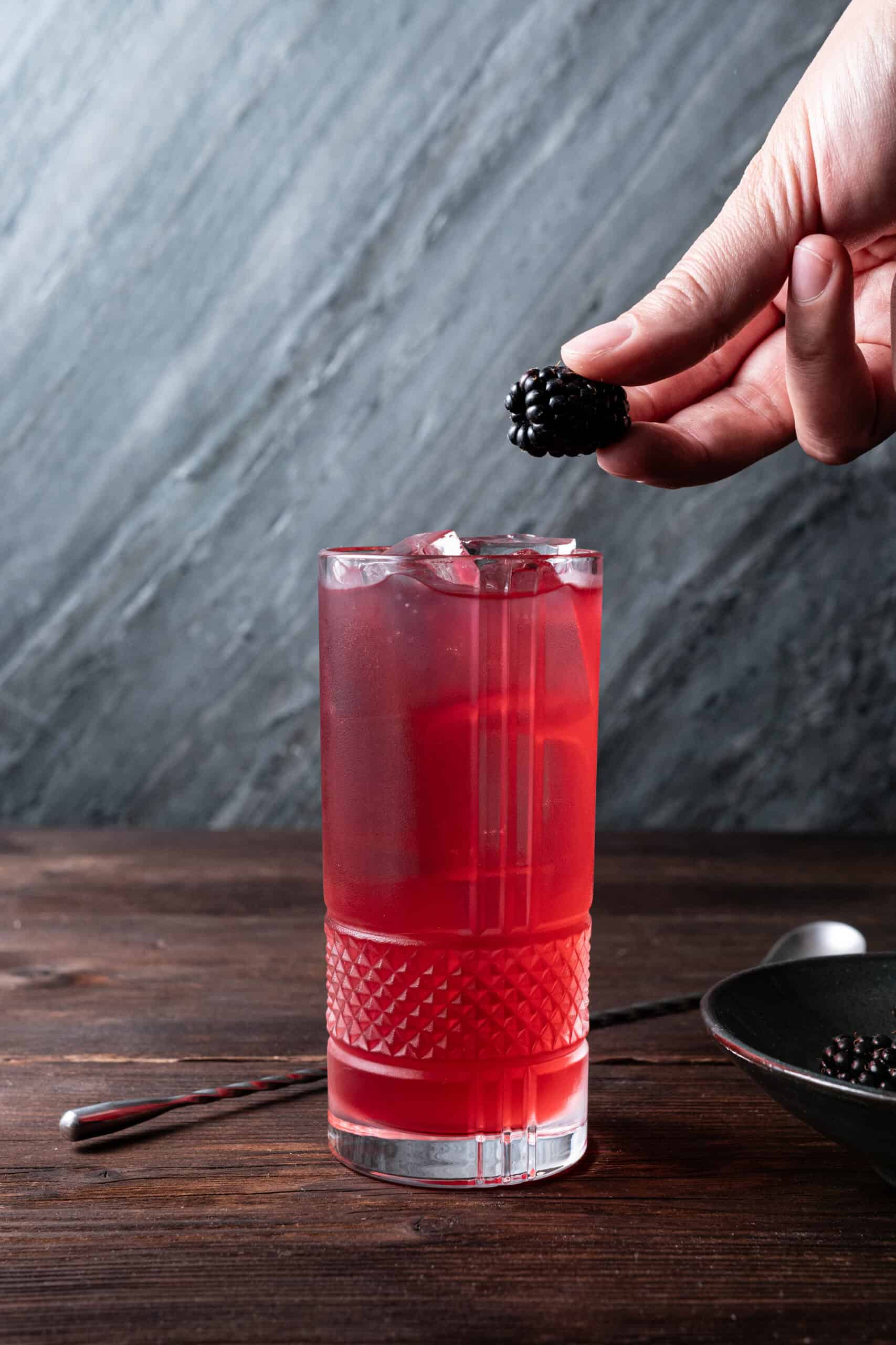 Gin de Cassis Cocktail - Twist and Toast