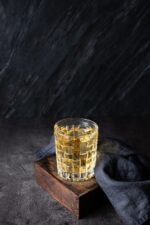 Whisky Mac - Twist and Toast
